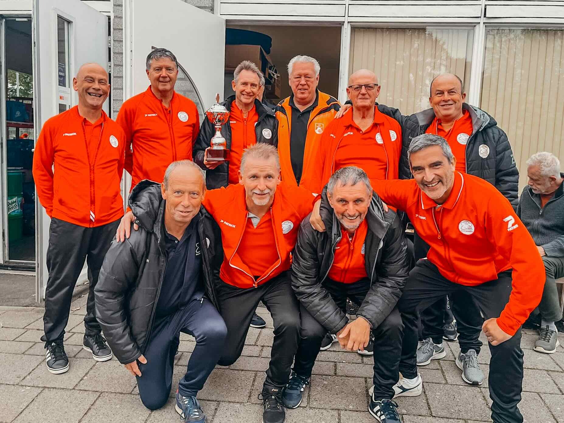 Essevee Old Stars winnen internationaal toernooi - SV Zulte Waregem