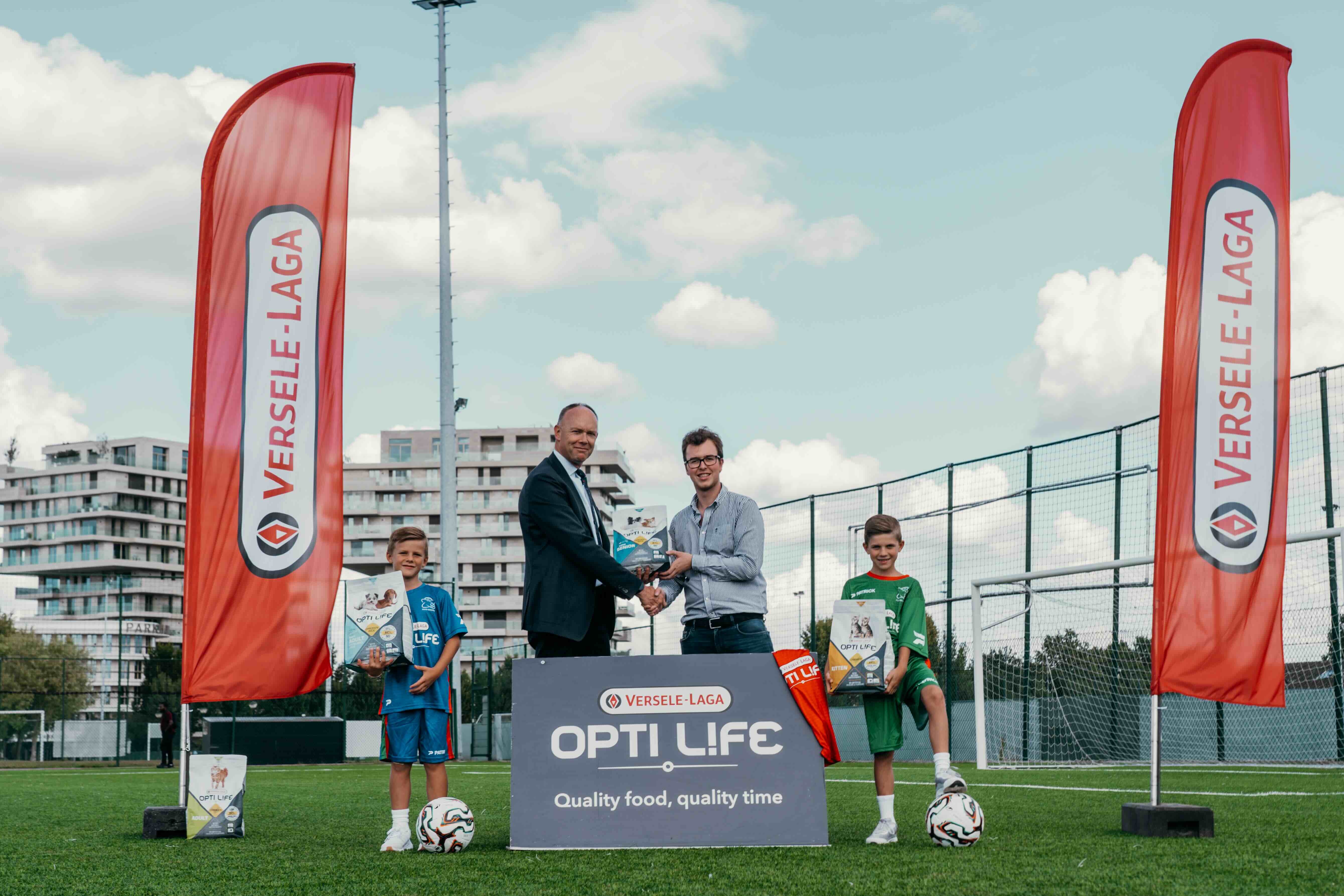 Versele-Laga nieuwe hoofdpartner Essevee Academie - SV Zulte Waregem