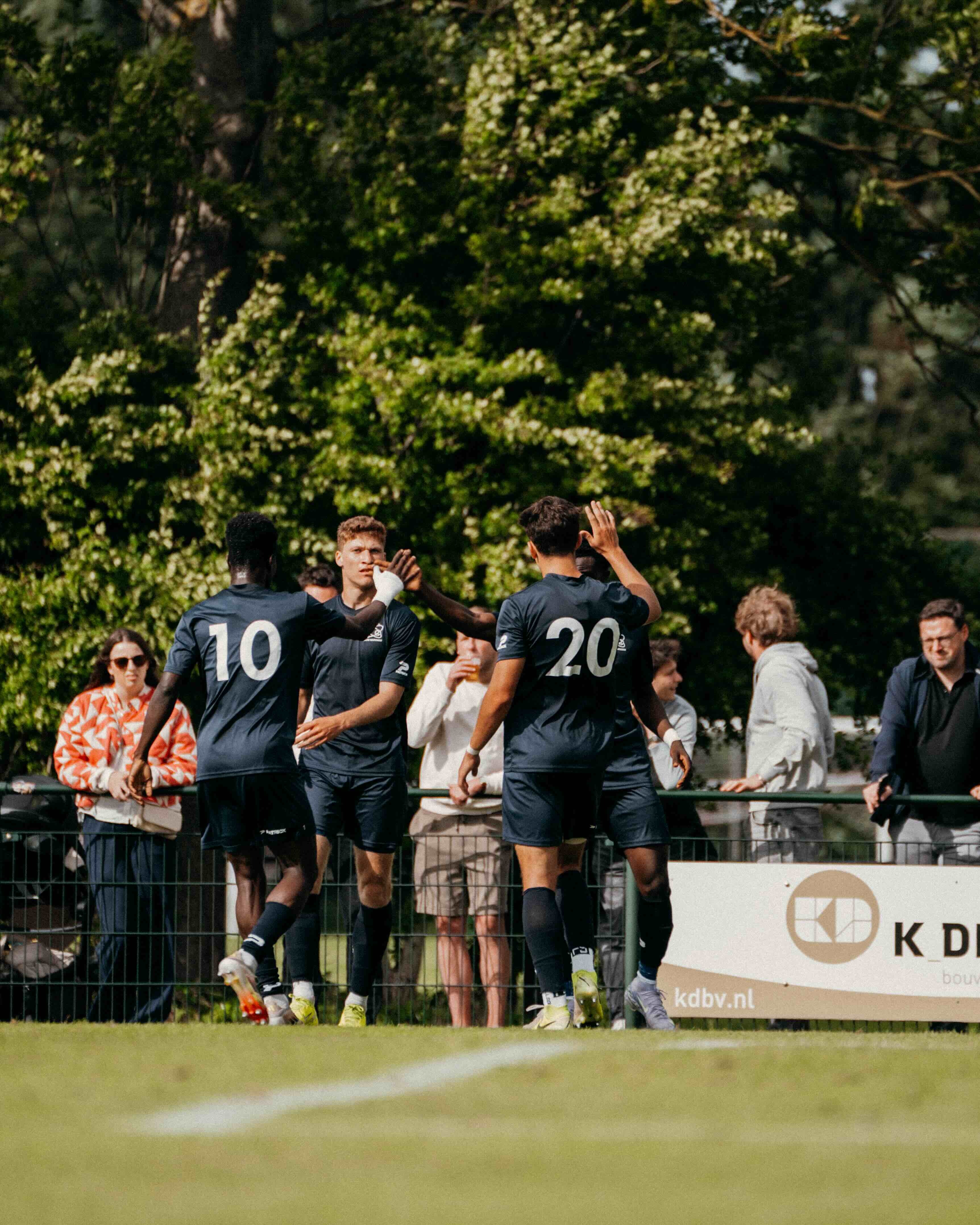 Essevee klopt AZ in oefenpot - SV Zulte Waregem